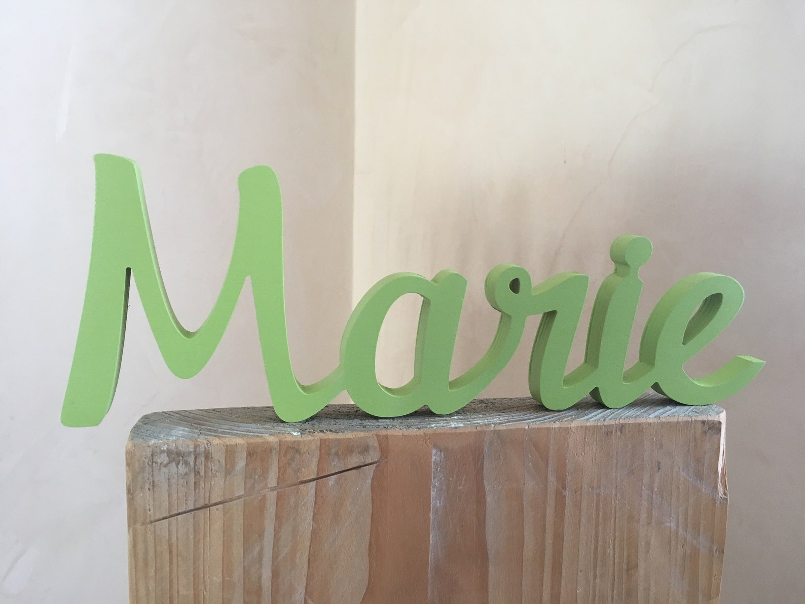 Henry letras lacadas en madera / letras de madera / diseño - Etsy México