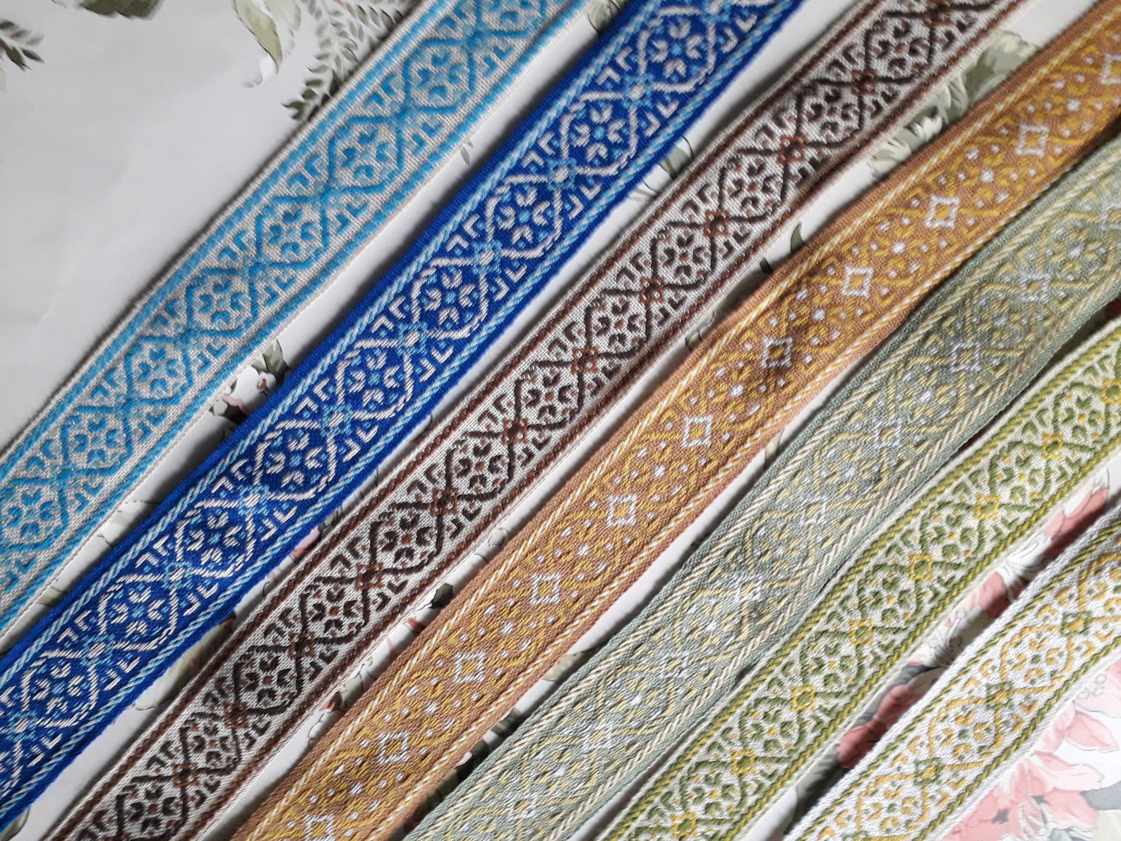 Medieval Tricolor Jacquard Braid With Geometric Patterns, 3.5cm , 1 ...