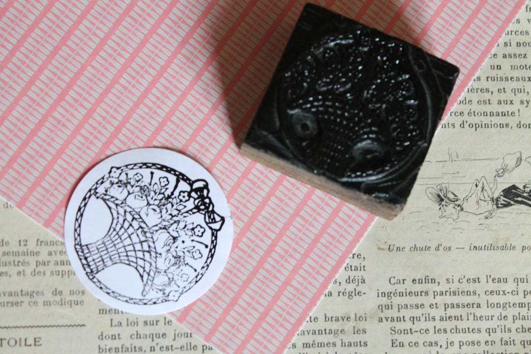 Old Stamp Bouquet of Flowers, Old Lead Stamp, Newspaper Illustration ...