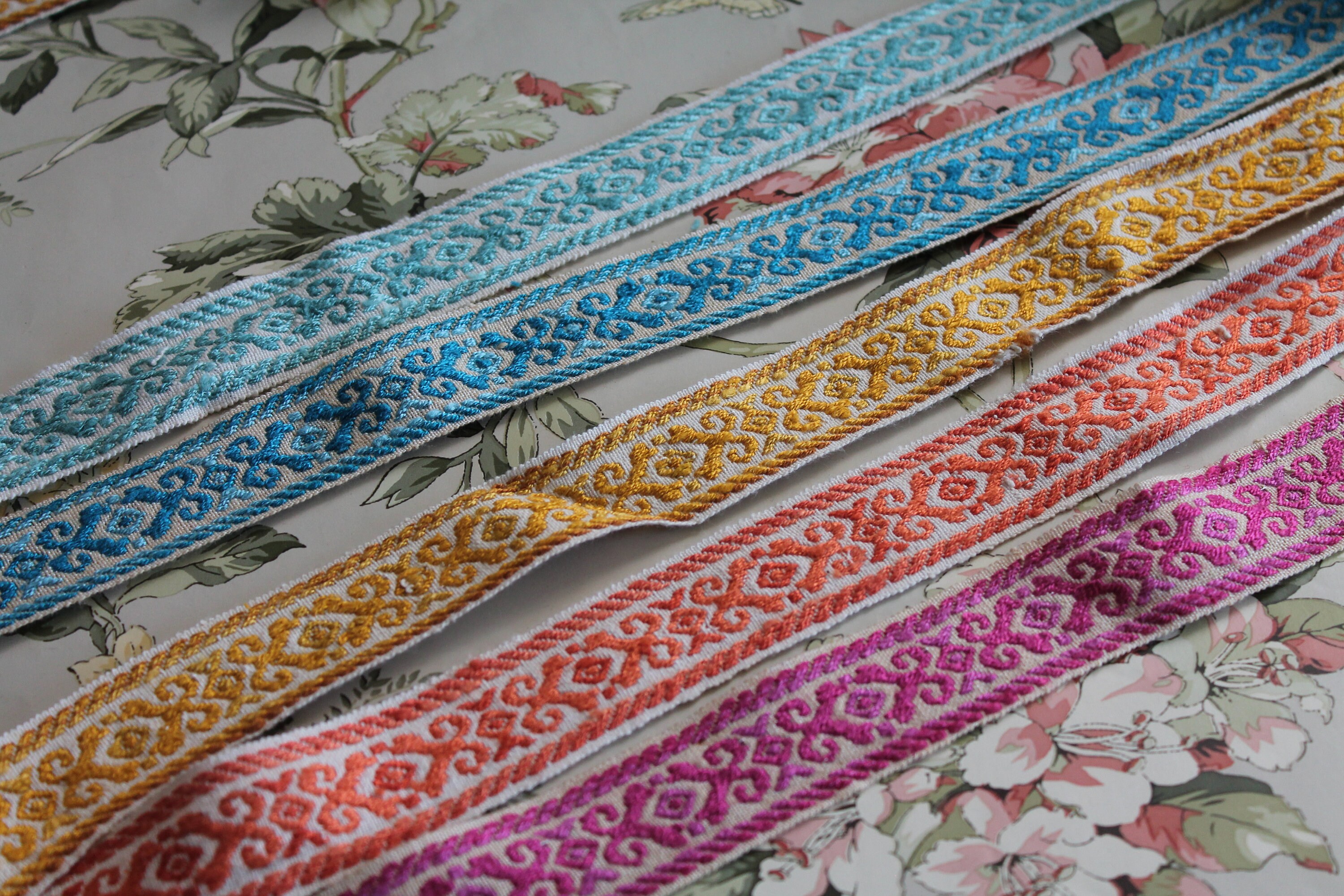 Medieval Tricolor Jacquard Braid With Geometric Patterns, Width 35 Mm ...