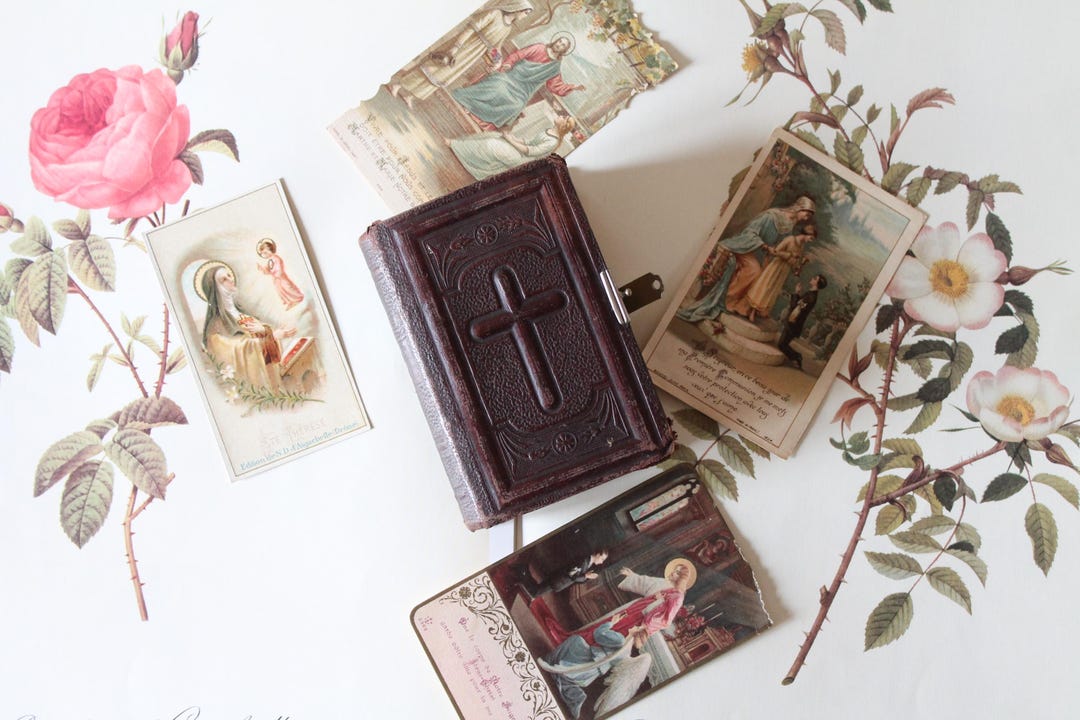 1890s Antique Roman Missal and Its Small Religious Cards - Etsy