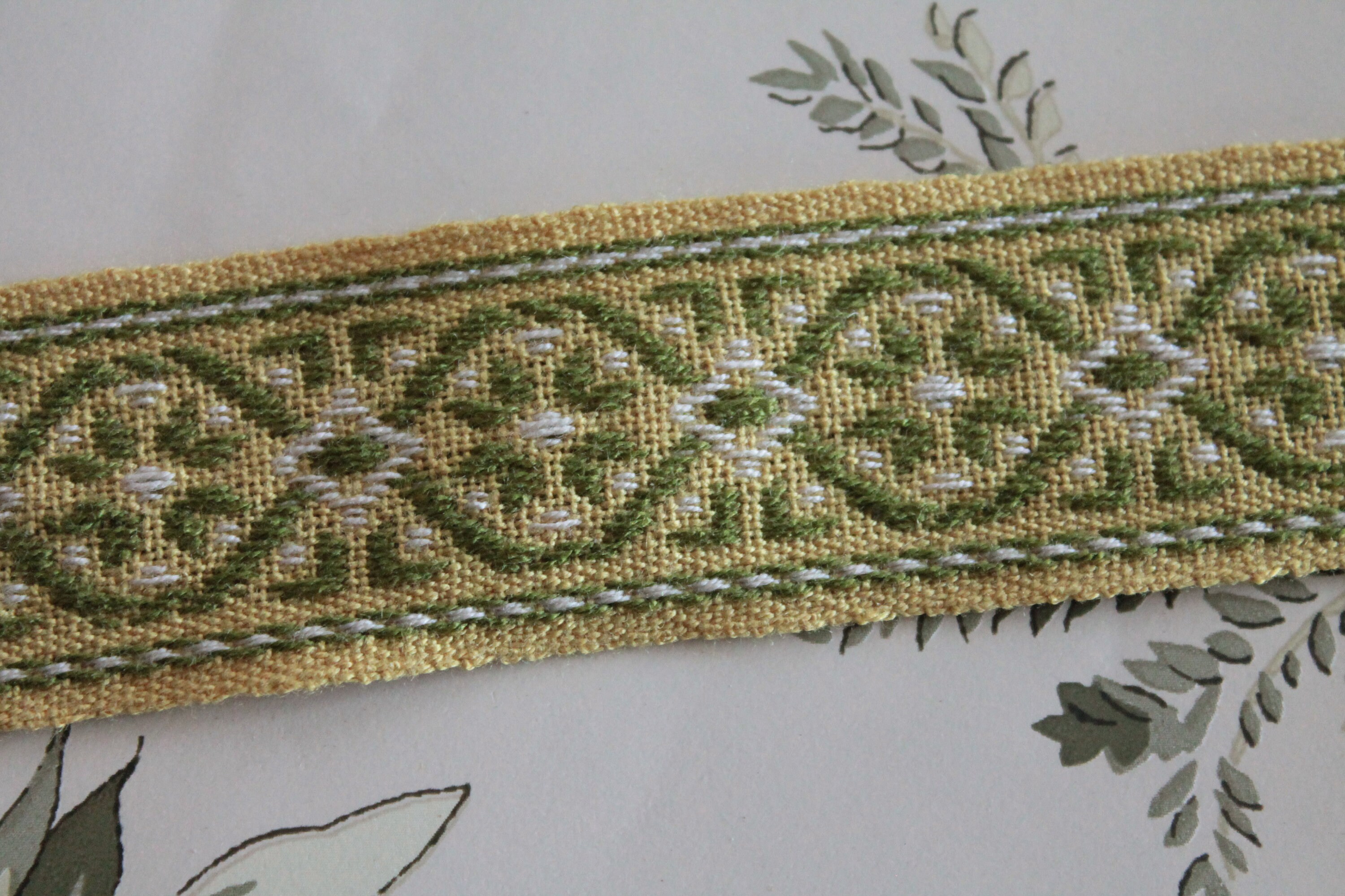 Medieval Tricolor Jacquard Braid With Geometric Patterns, Width 3.5 Cm ...