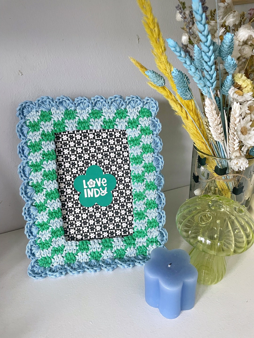 Checkerboard Crochet Frame, Picture Frame, Crochet Frame, Scallop ...