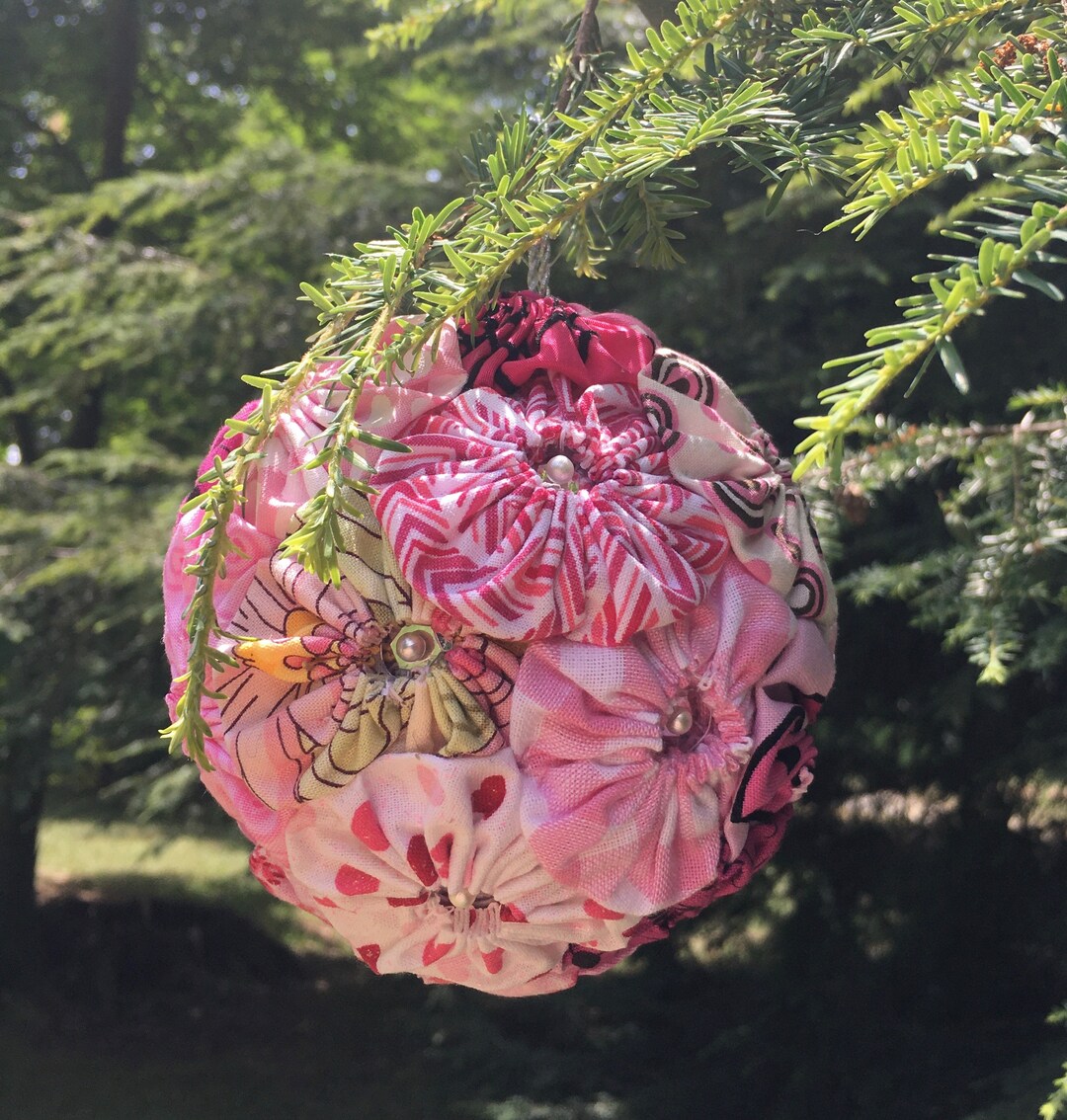 3 Big Pink Ornaments/favorite Doll Pink/yo Yos/handmade/happytownsquare ...