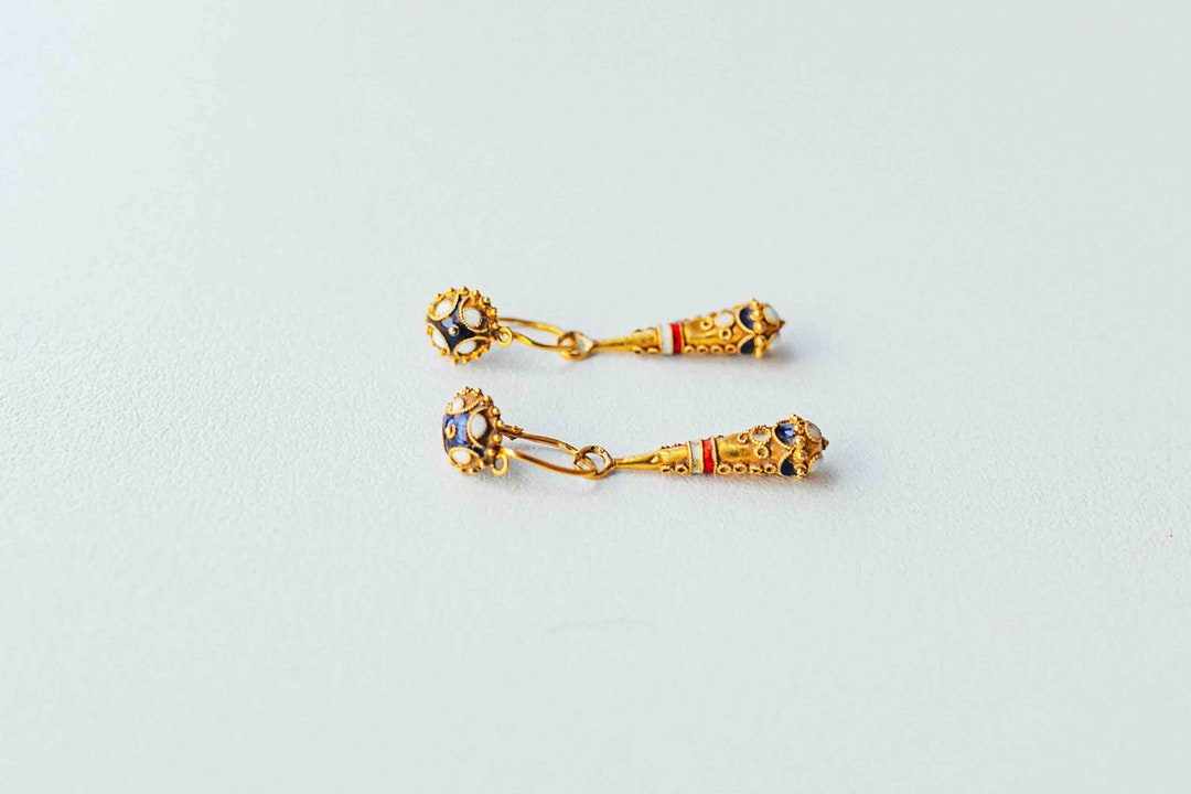 Very Traditional Pure Solid Gold Drop Earrings 19.2K Estate From ...