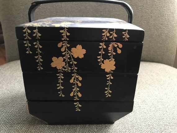 Bento Box Antique Lacquer Ware - Gem