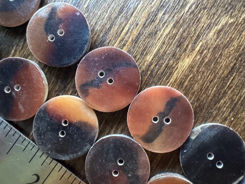 Set of 19 Yin Yang Shell Buttons - Etsy