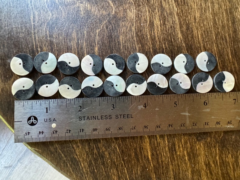 Set of 19 Yin Yang Shell Buttons - Etsy