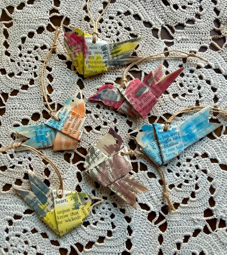 Vintage Paper Bird Ornaments Old Book Pages Welcome Summer Gift Touch ...