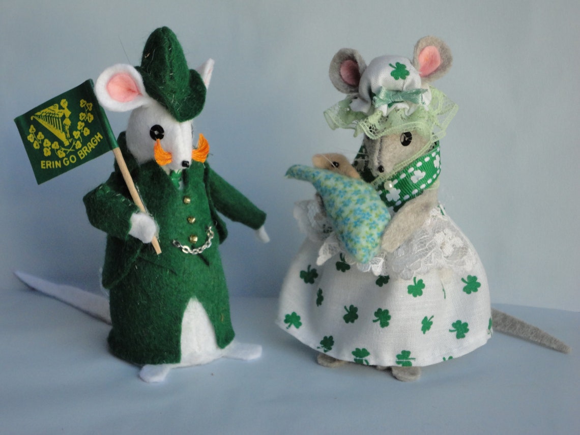 Irish Mice Celtic St. Patrick's Day Mouse Pair - Etsy