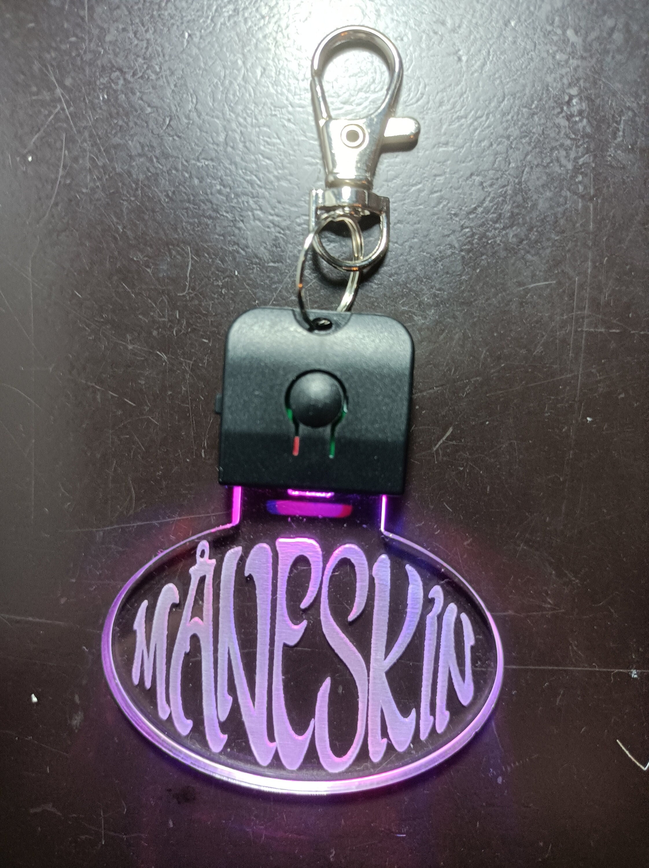 MANESKIN LED Light Key Ring, Gift Idea - Etsy UK