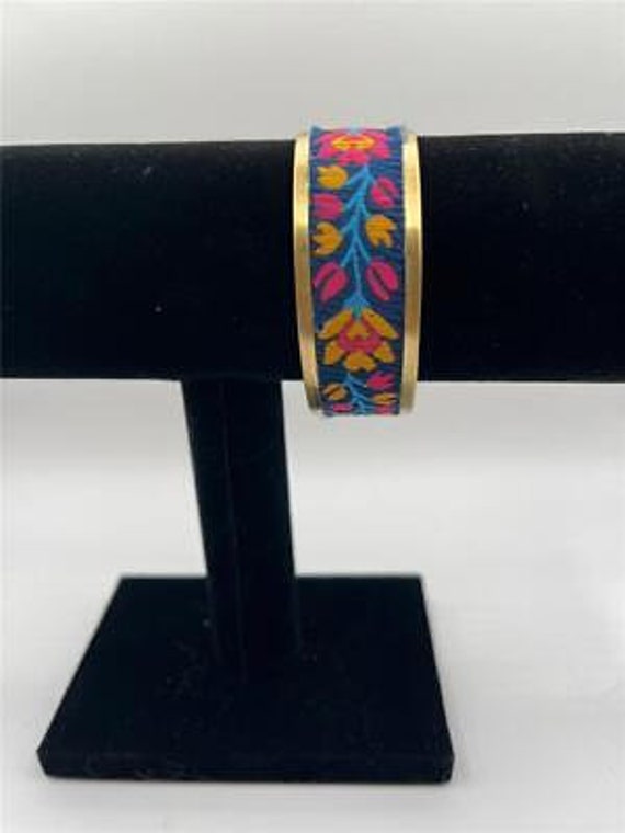 embroidered cuff bracelet - Gem