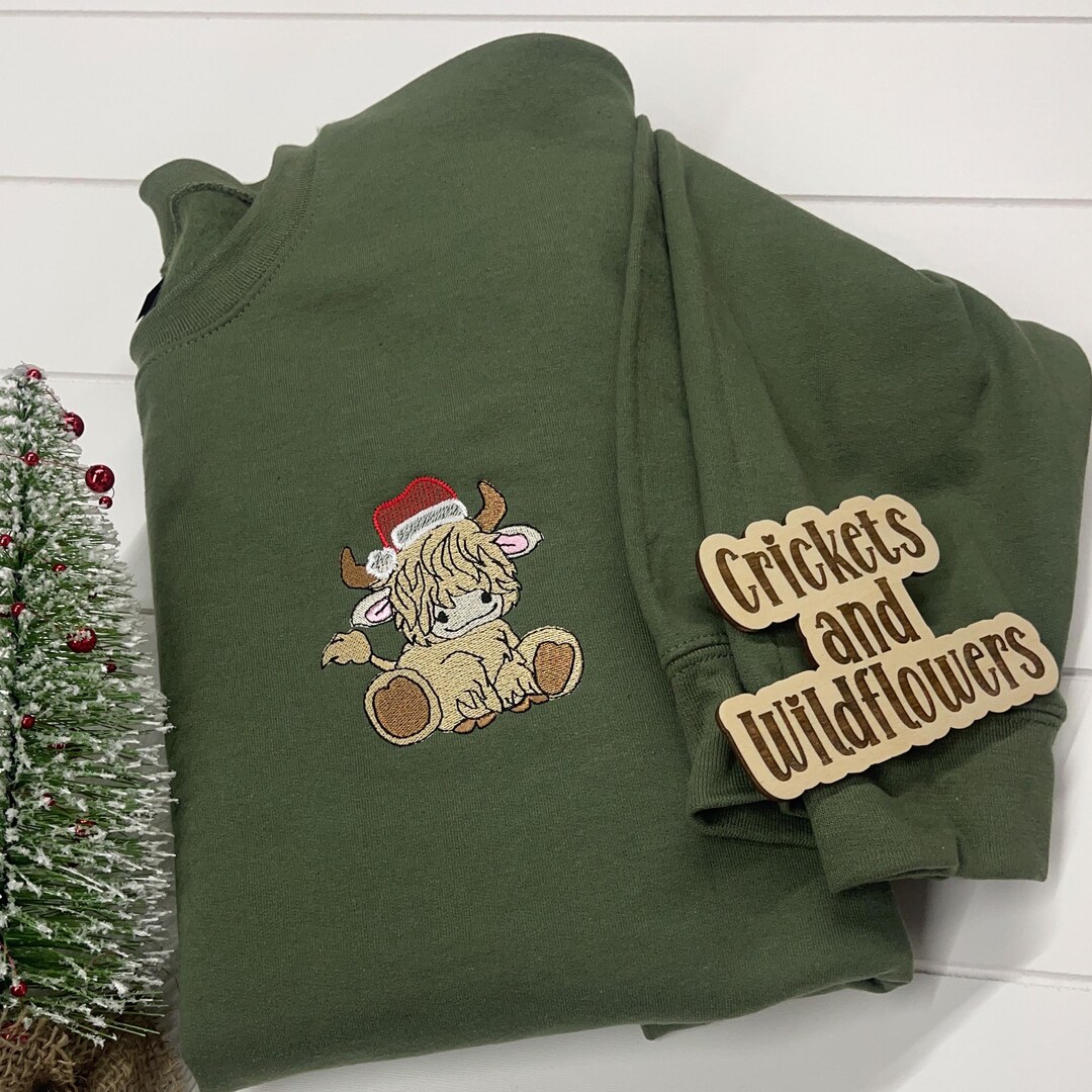 Christmas Highlander Crewneck Sweatshirt, Womens Cow Sweatshirt ...