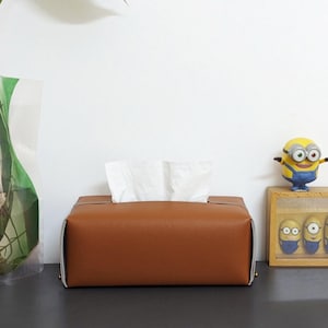 Hanging Tissue Box Holder With Detachable Straps, Decorative PU Leather ...