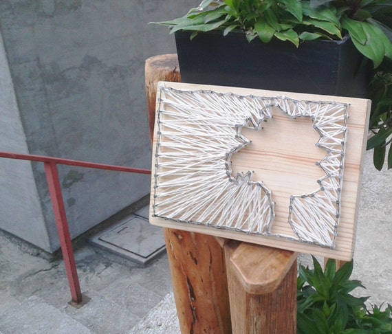 Items similar to Negative space tree - string art on Etsy