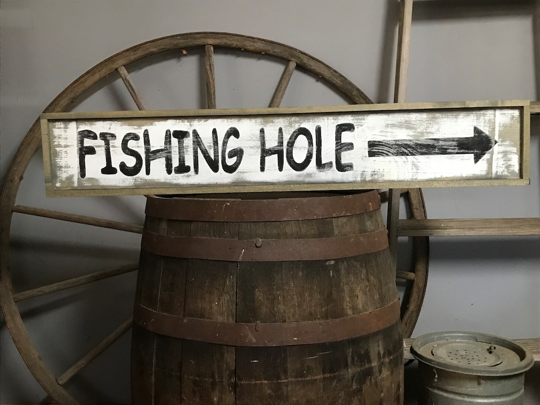 FISHING HOLE Wood Sign Vintage Inspired, Fishing Sign, Mens Gift, Bait ...