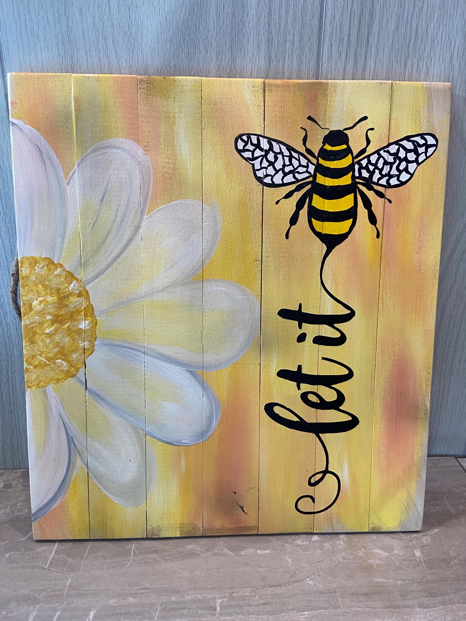 Hand Painted Let It Bee Sign: Rustic Floral Daisy Decor - Etsy