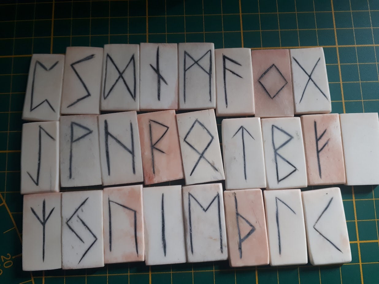 Bone Rune Games and Its Box - Etsy