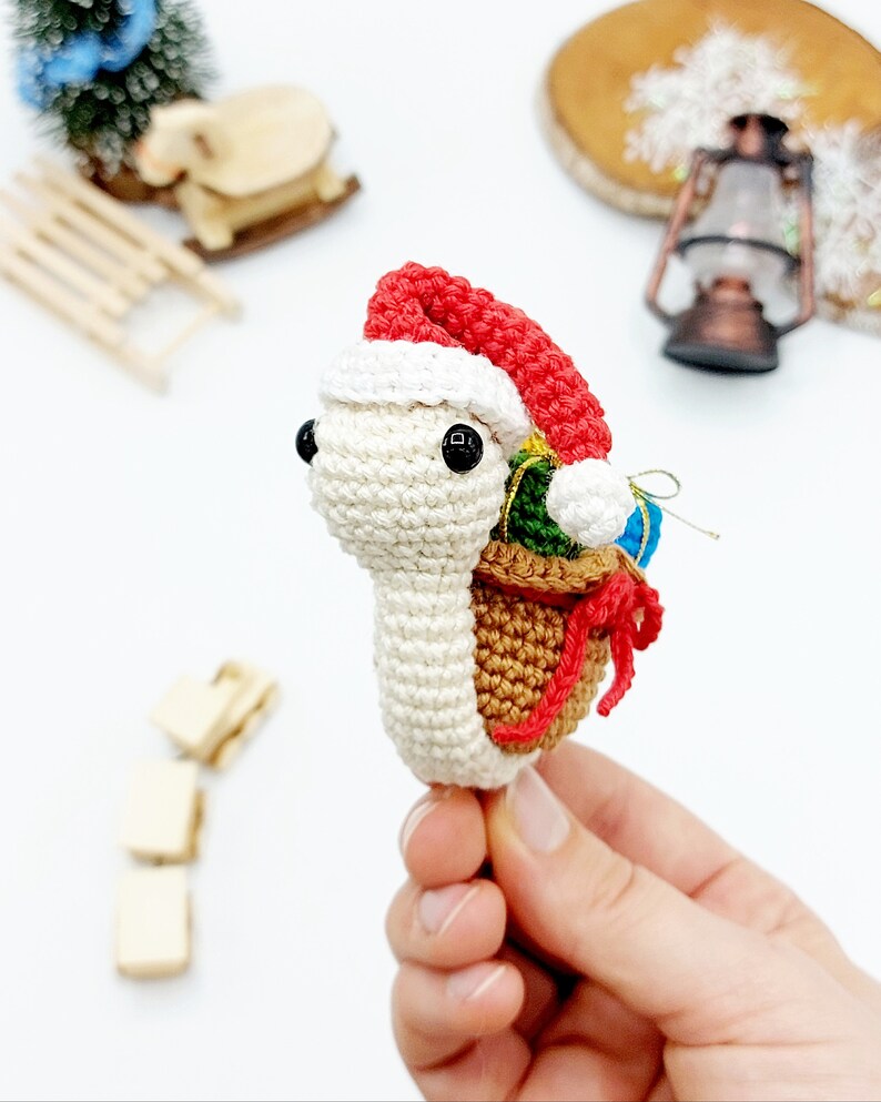 PATTERN: Christmas Snail Crochet Pattern, Amigurumi Crochet Pattern ...