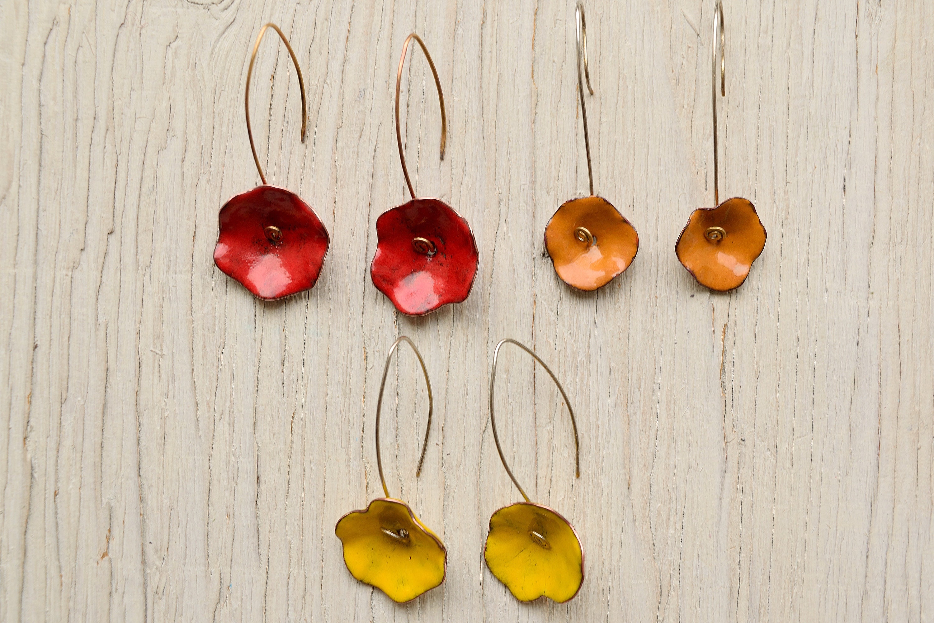 Variable Enamel Flower Earrings, Check the Photos and the Description ...