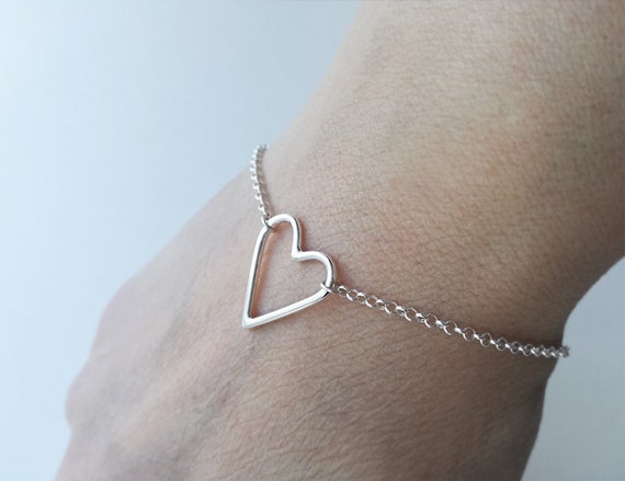 Delicate sterling silver heart bracelet. Discreet BDSM symbol. | Etsy