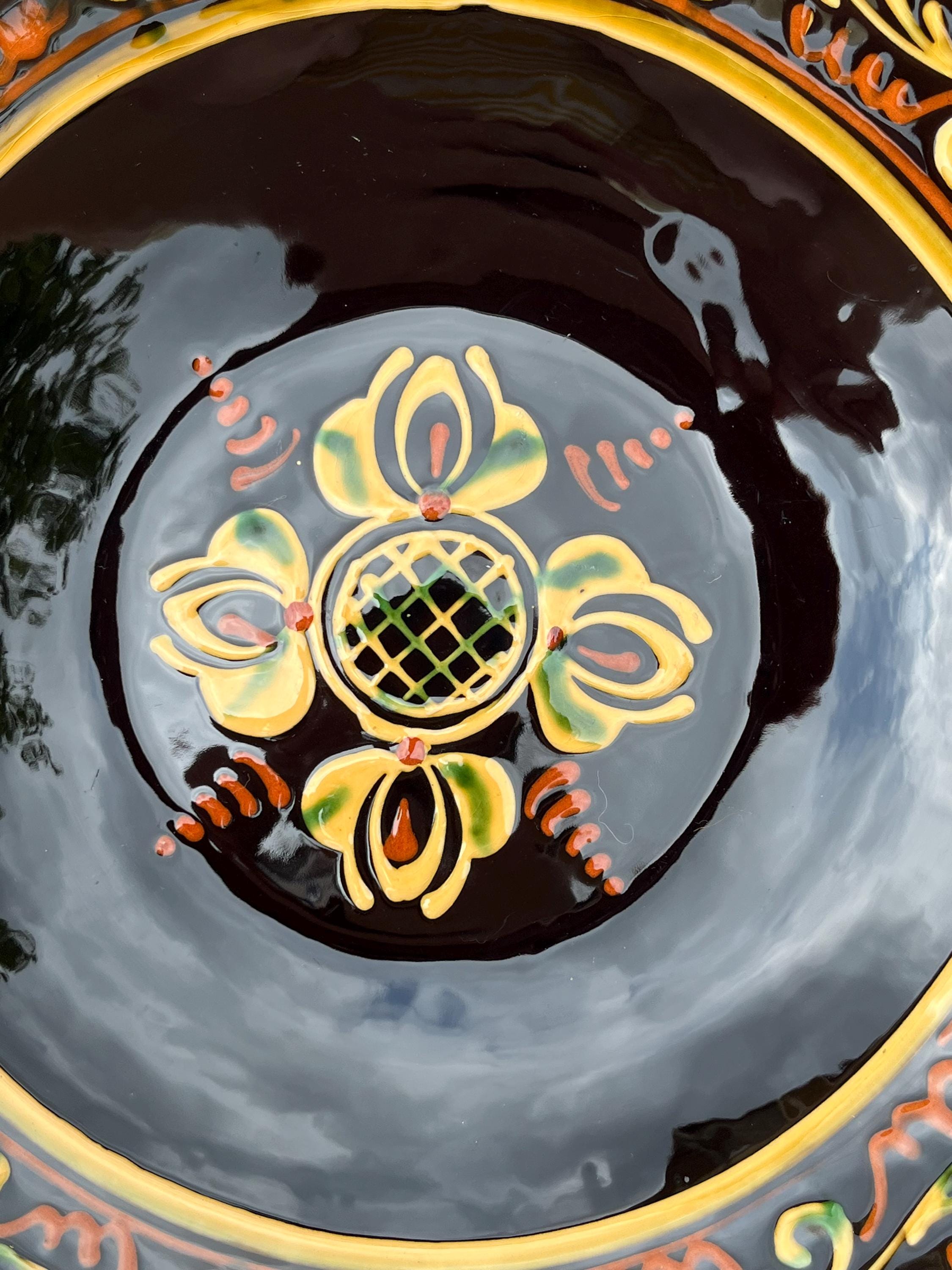 Vintage Hungarian Art Ceramic Peasant Flower Designed Folk Plate, Black ...
