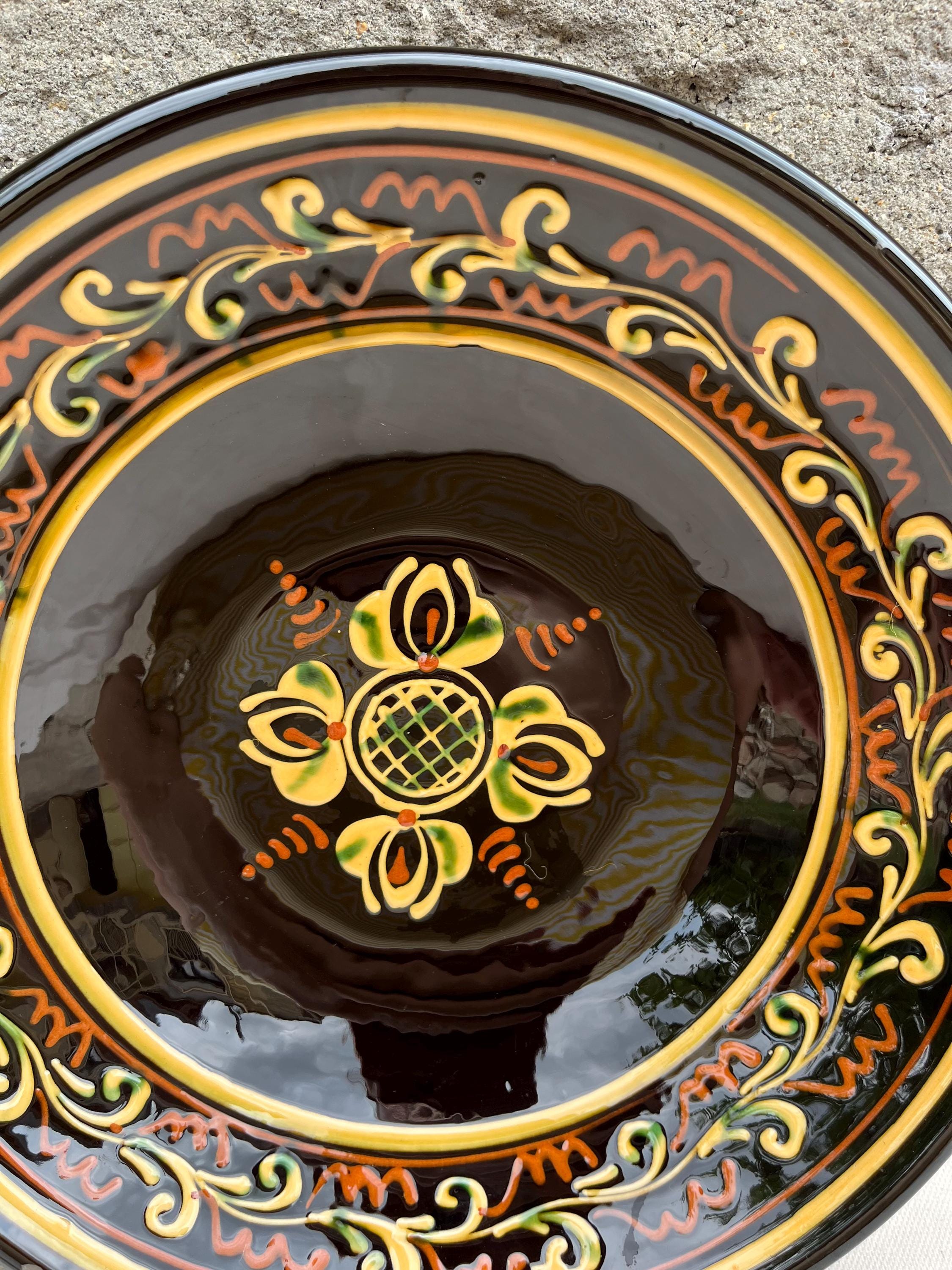 Vintage Hungarian Art Ceramic Peasant Flower Designed Folk Plate, Black ...