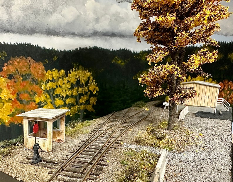 Diorama Model Railroad Yard Office: Autumn Shortline HO Scale Model ...