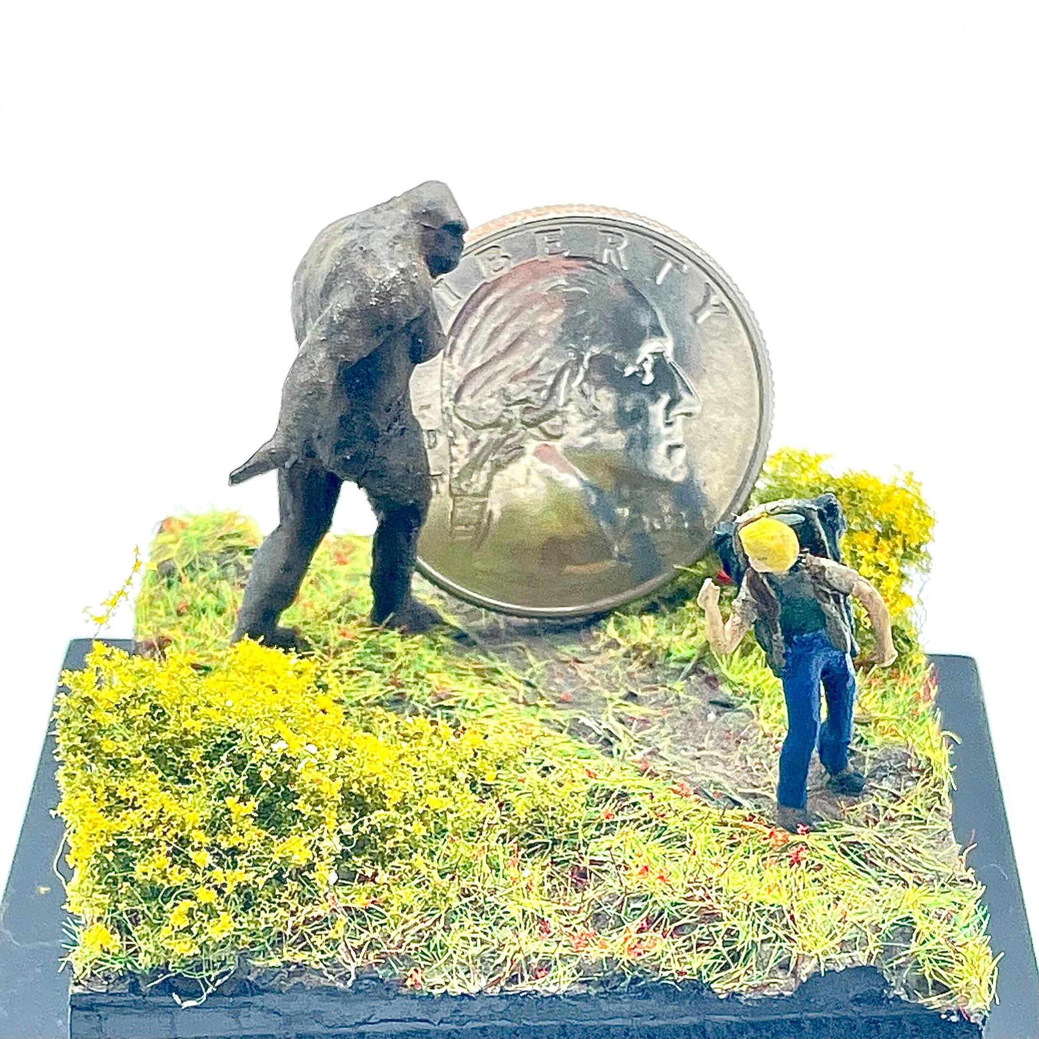 Diorama Lady Bigfoot With Lady Hiker: HO Scale Sasquatch Cryptos Tiny ...
