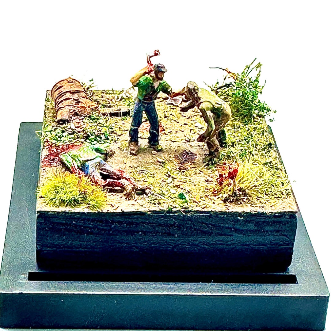 Diorama Zombie and Lumberjack: HO Scale Tiny Miniature Model Train ...