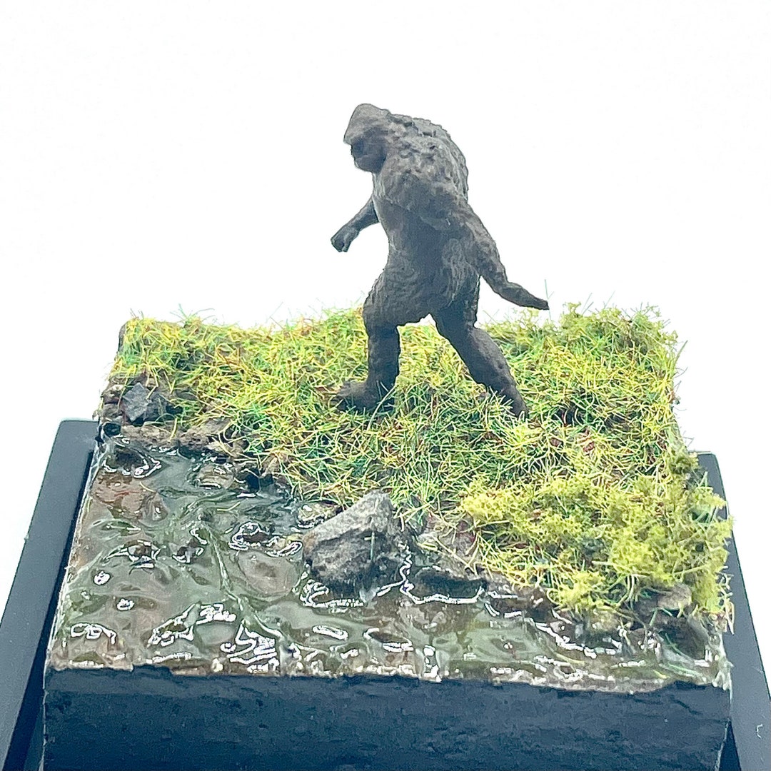Diorama Bigfoot Checking the Creek: HO Scale Cryptos Sasquatch Tiny ...