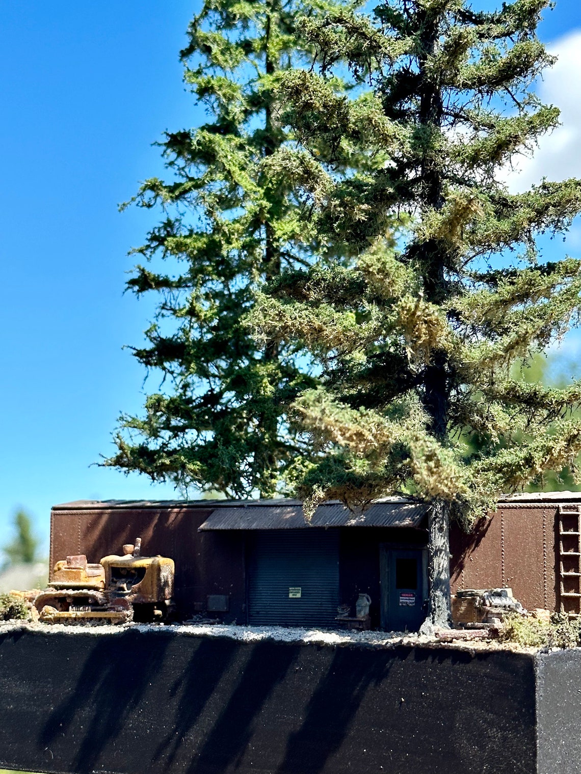 Diorama Old Boxcar in the Woods: HO Scale Model Train Railway Trains ...