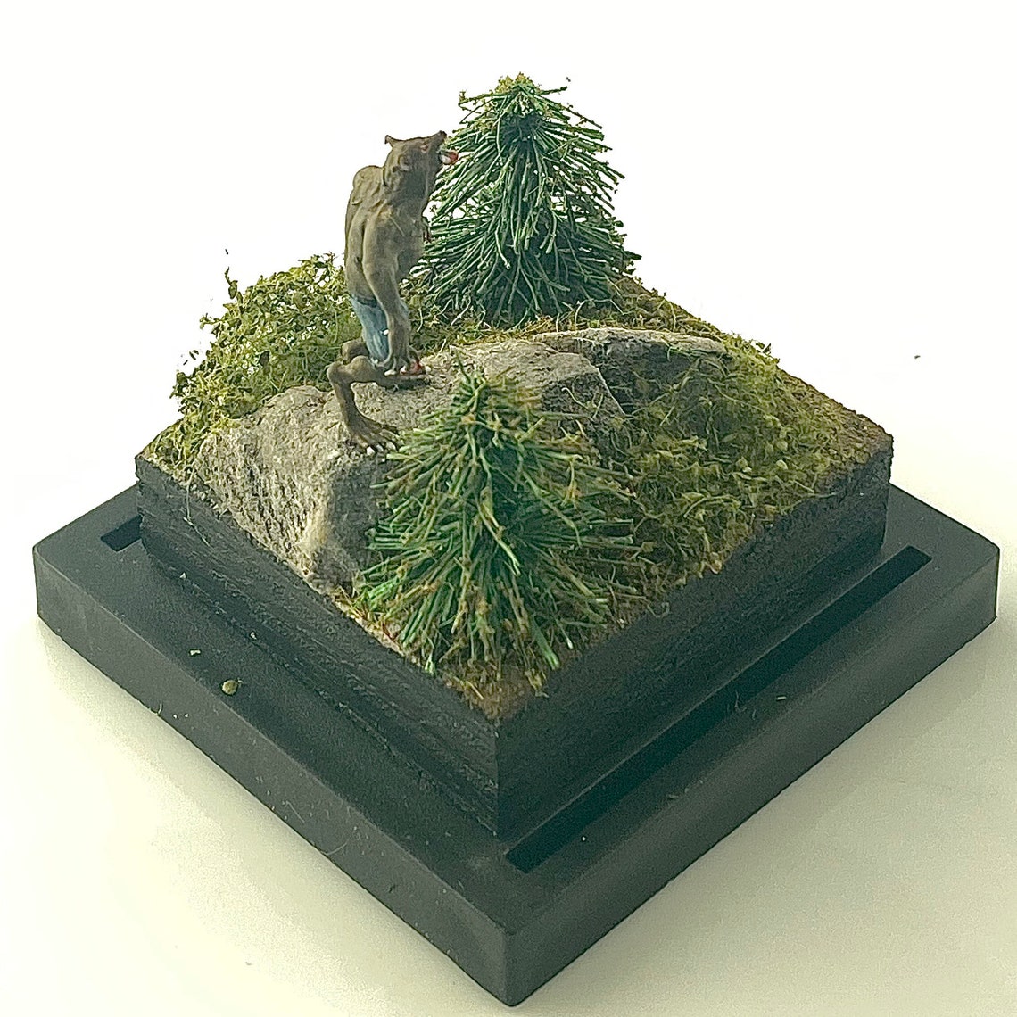 Diorama Werewolf Dogman Howling in the Woods: Tiny Miniature HO Scale ...