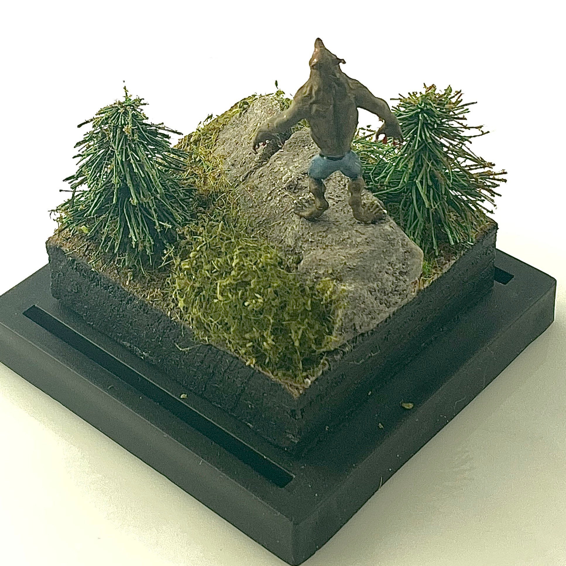 Diorama Werewolf Dogman Howling in the Woods: Tiny Miniature HO Scale ...