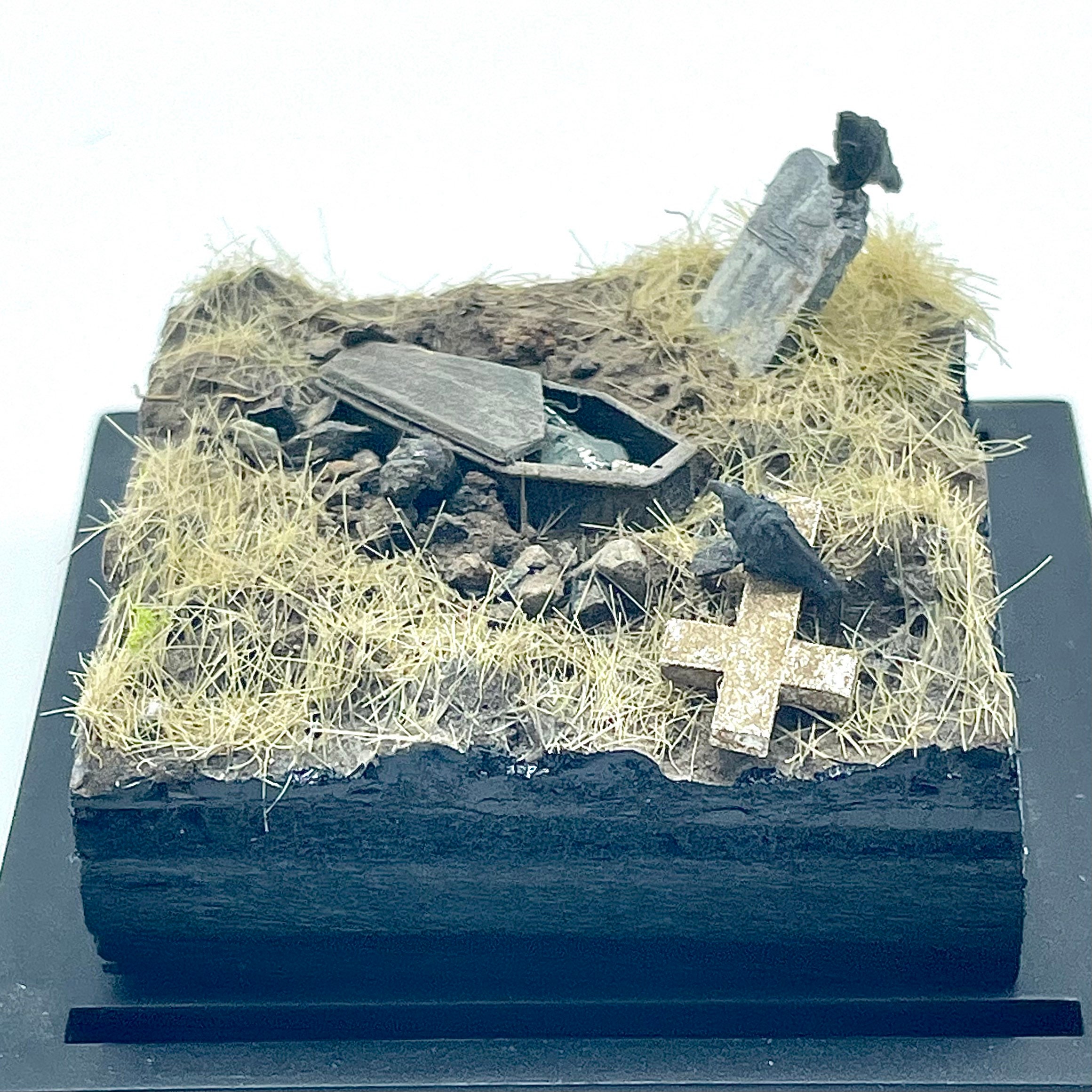 Diorama Forgotten Graveyard: Tiny Miniature HO Scale Model - Etsy