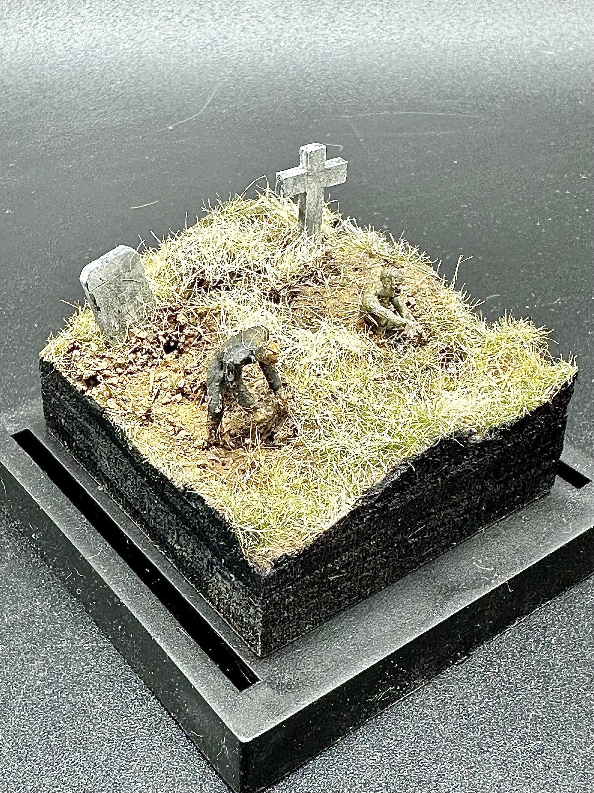 Diorama Returning From the Grave Zombies: Tiny Miniature HO - Etsy