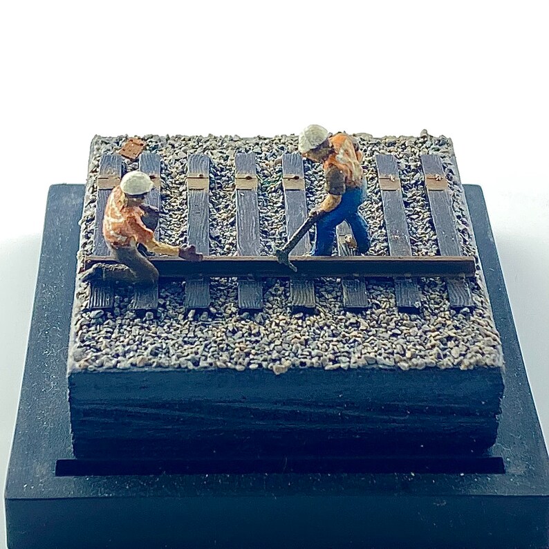 Diorama Model Railroad Workers Modern: HO Scale MOW Tiny Miniature ...