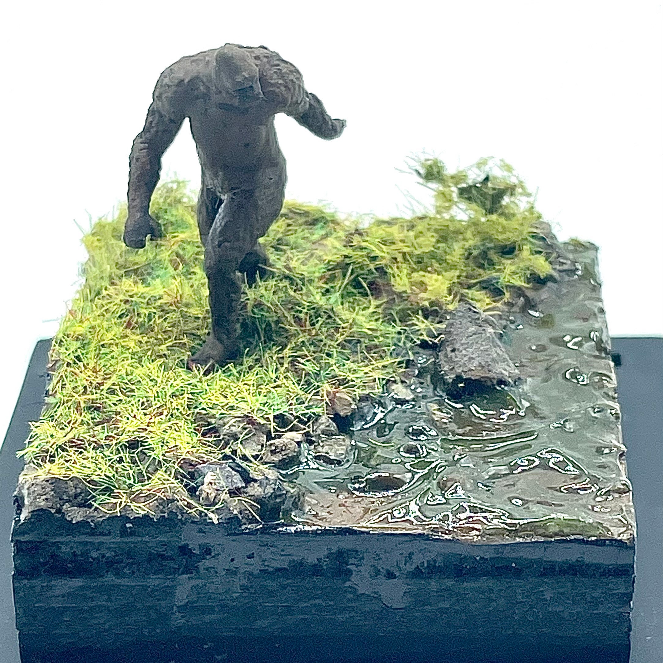 Diorama Bigfoot Checking the Creek: HO Scale Cryptos Sasquatch Tiny ...