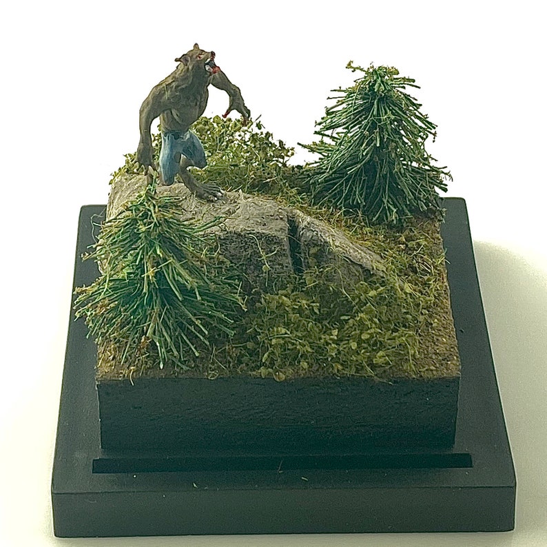 Diorama Werewolf Dogman Howling in the Woods: Tiny Miniature HO Scale ...