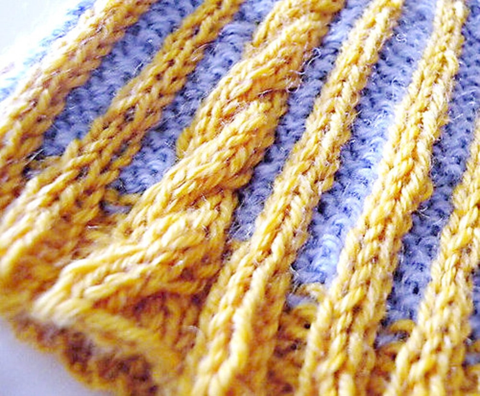 Baby Hat Knitting Pattern in Two Colors Cables Knit Hat - Etsy