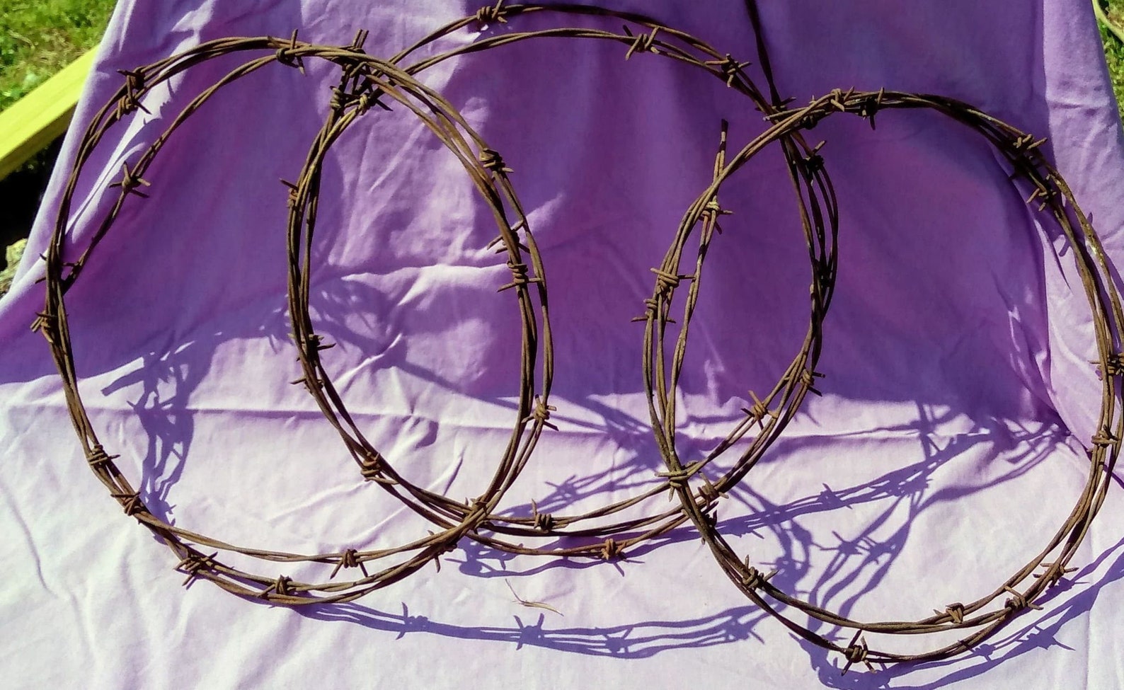 Rustic Rusty Barbed Wire Loop, Farmhouse Decor, Salvage Art - Etsy