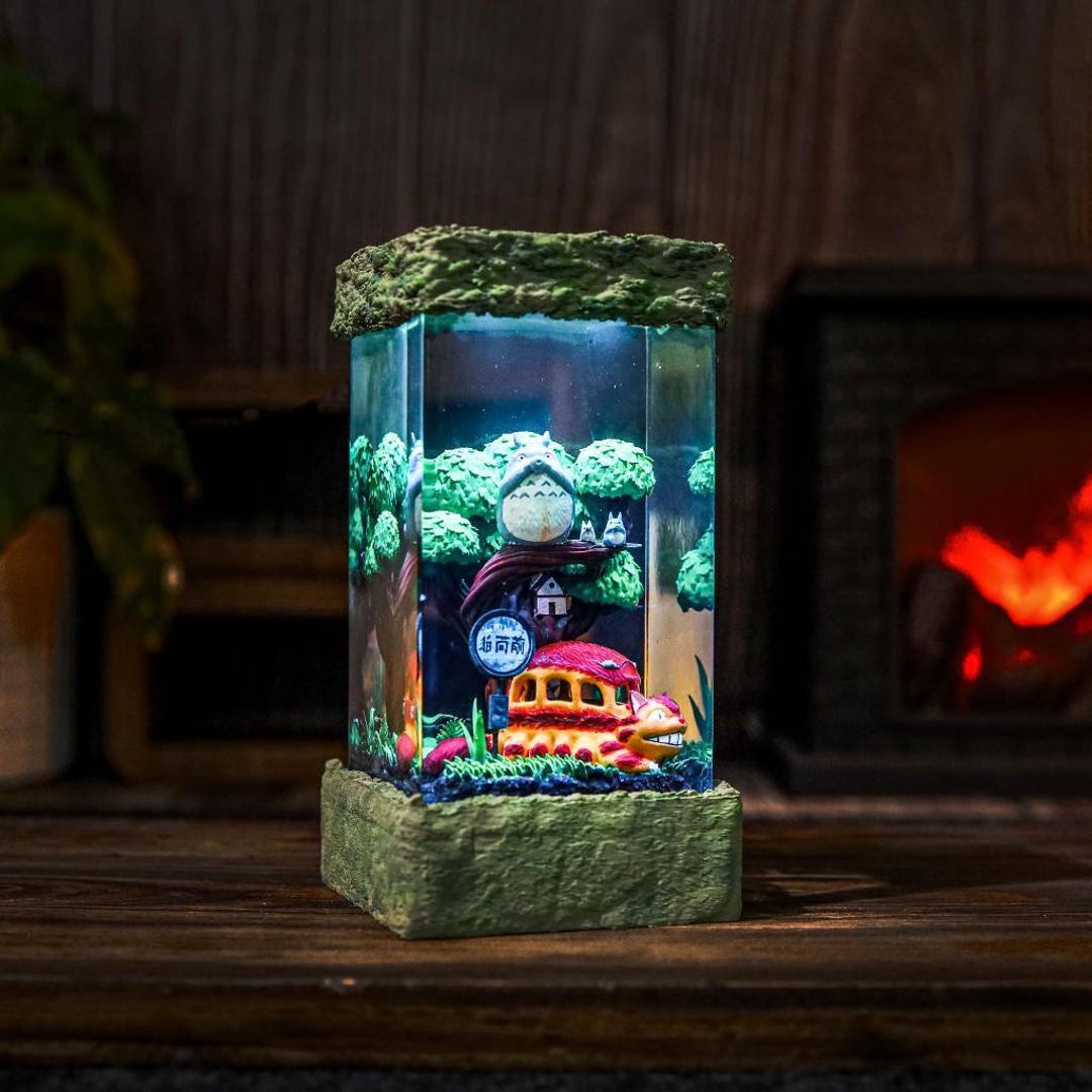 My Neighbor Totoro's Catbus Lamp, Studio Ghibli Anime Resin Art Night ...