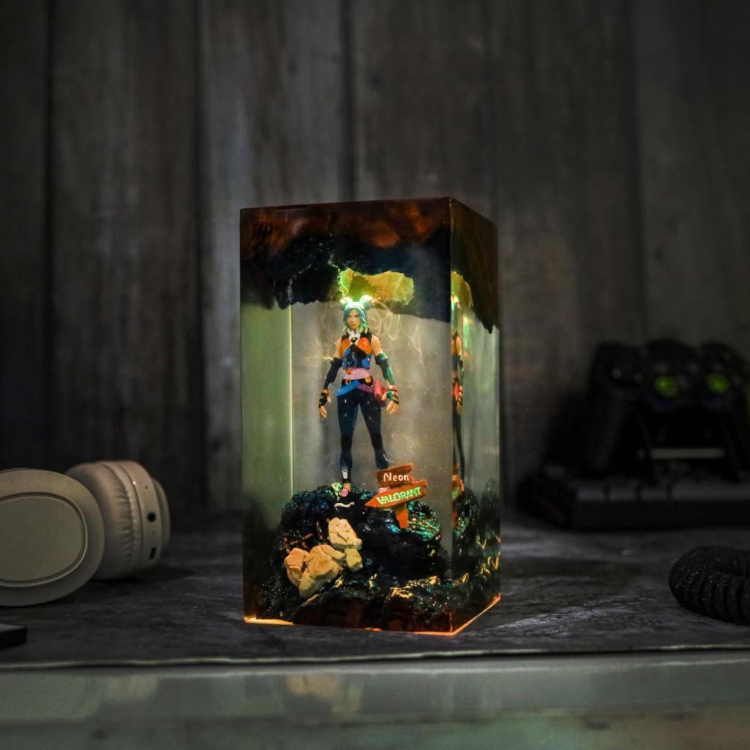 Valorant Neon Epoxy Night Light, Game Character Resin Art Lamp, Unique ...