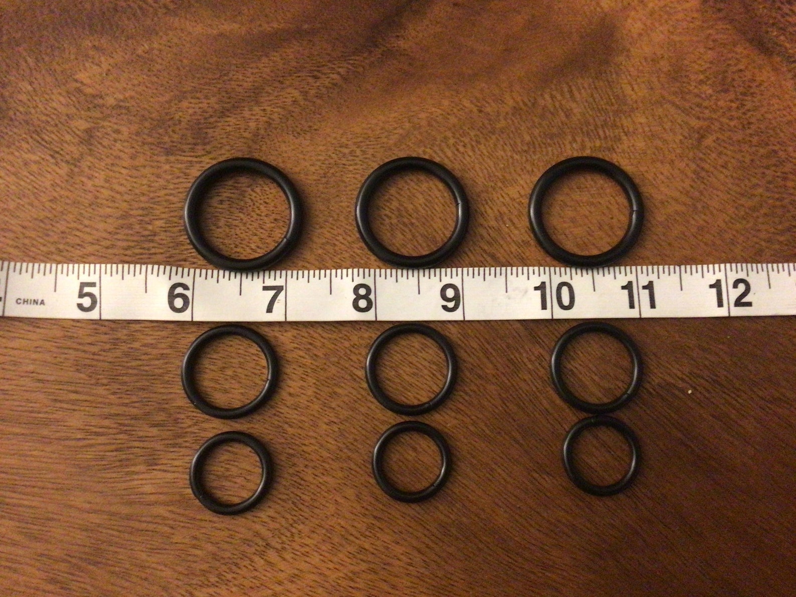 Various Sizes Welded D / O Rings, Welded O Rings Matte Black D Rings ...