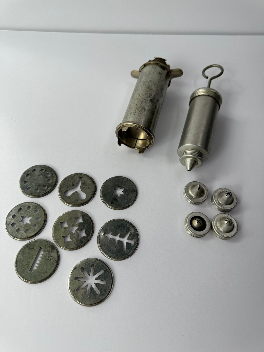 Cake Decorator Icing Press and Cookie Press Pastry Decorator Set ...