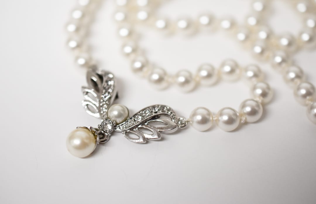 Angel Wing Pearl Necklace: White Preciosa Crystal, Swarovski Elements ...