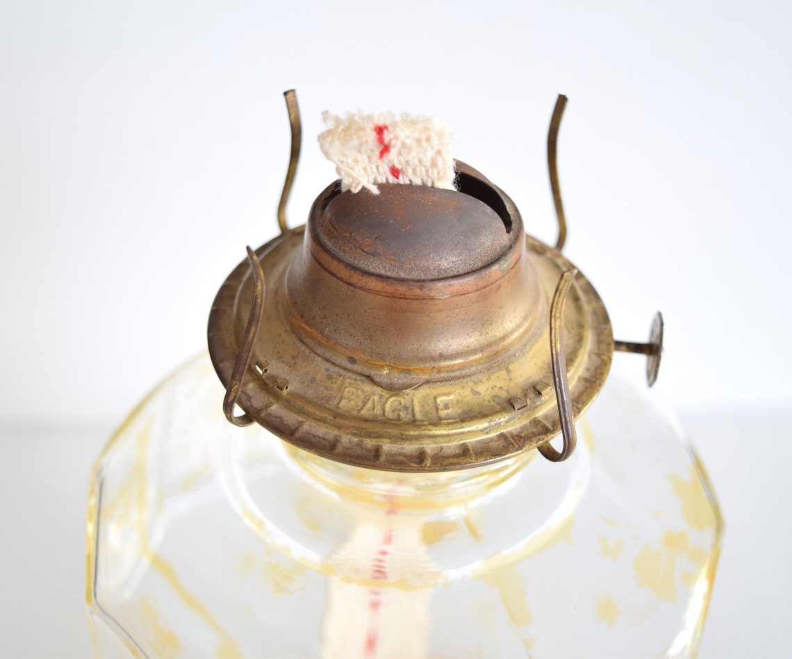 Vintage Large Clear and Yellow Glass Oil Lamp With Eagle Burner - Etsy