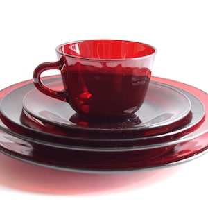 Ruby Red Glass Dinnerware Set of 20 Pieces - Etsy