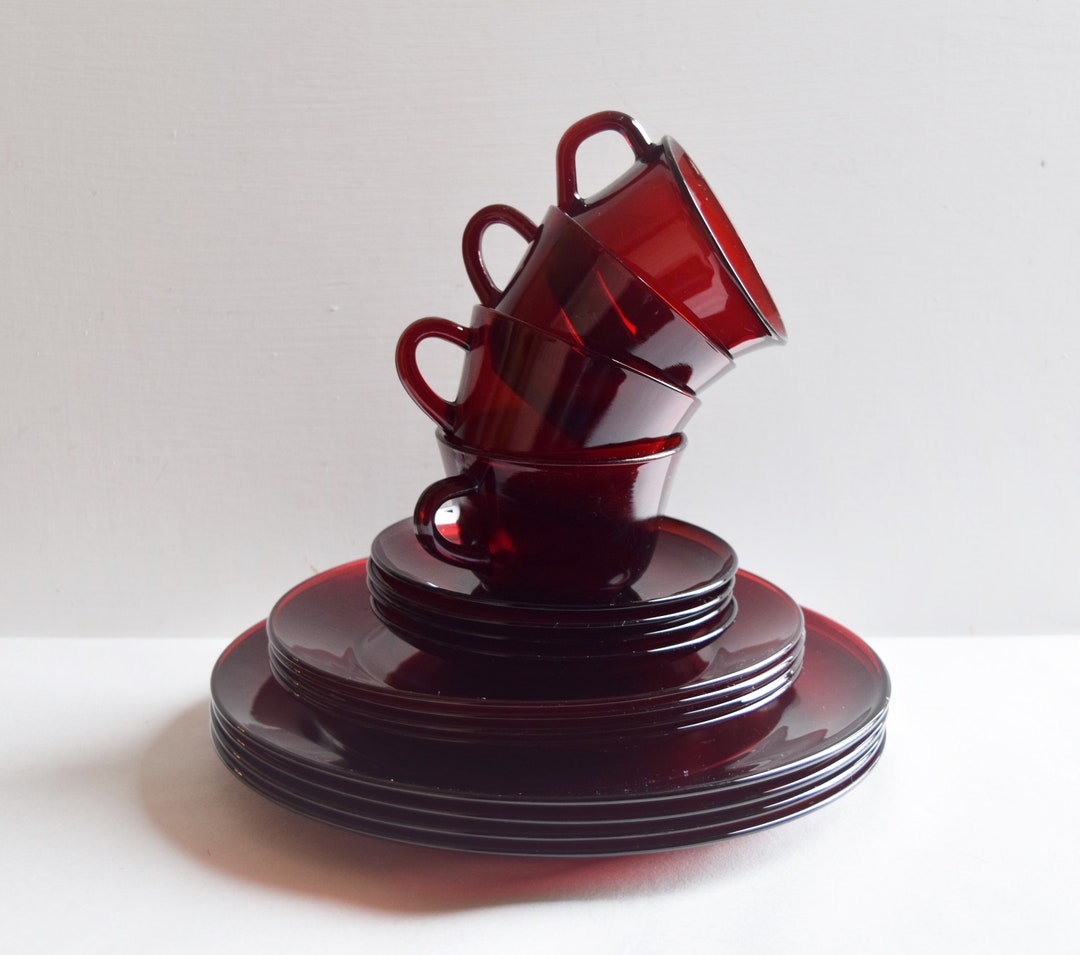 Ruby Red Dinnerware Set of 16 Pieces - Etsy