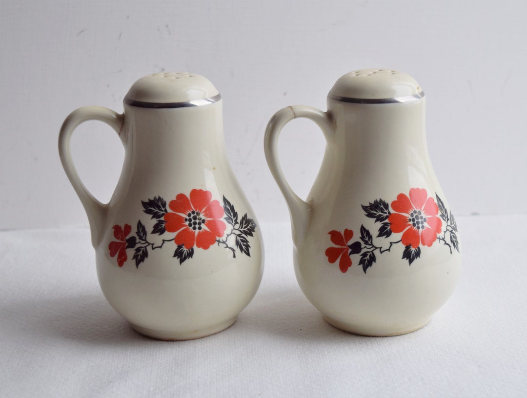 Vintage Hall China Salt and Pepper Shakers/ Ceramic Tableware/ Made in ...